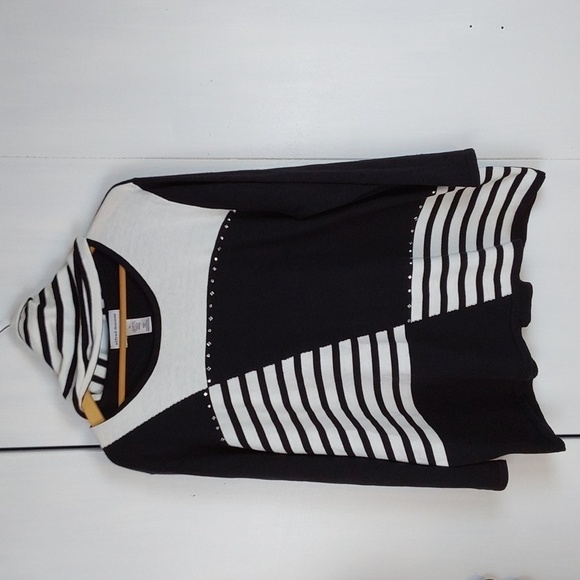 Alfred Dunner | Sweaters | Alfred Dunner Womens Blackwhite Color Block ...